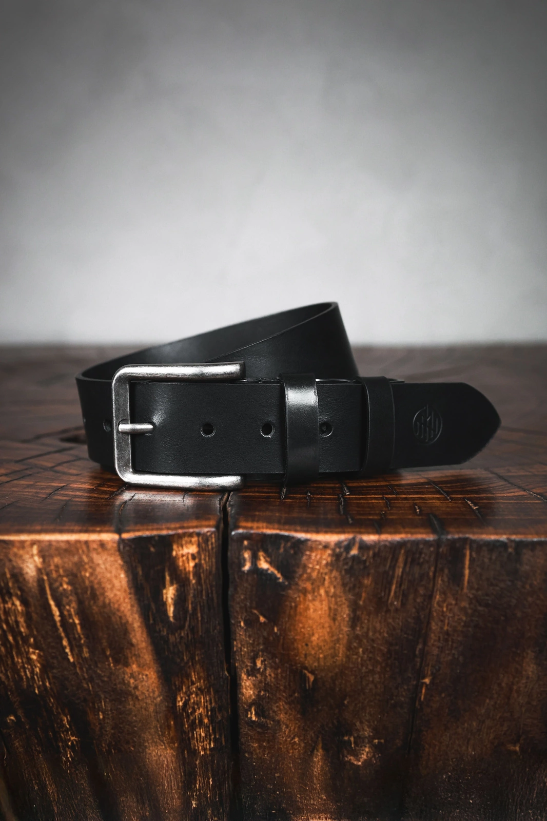 Jumbo - szeroki pasek skórzany do jeansów - czarny | Morgan & Ness